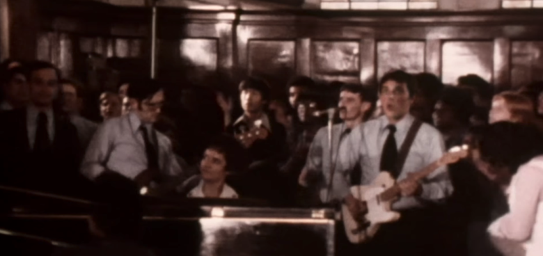 Cults – Go Outside | 名もなきフリーランスデザイナーshojiの独り言